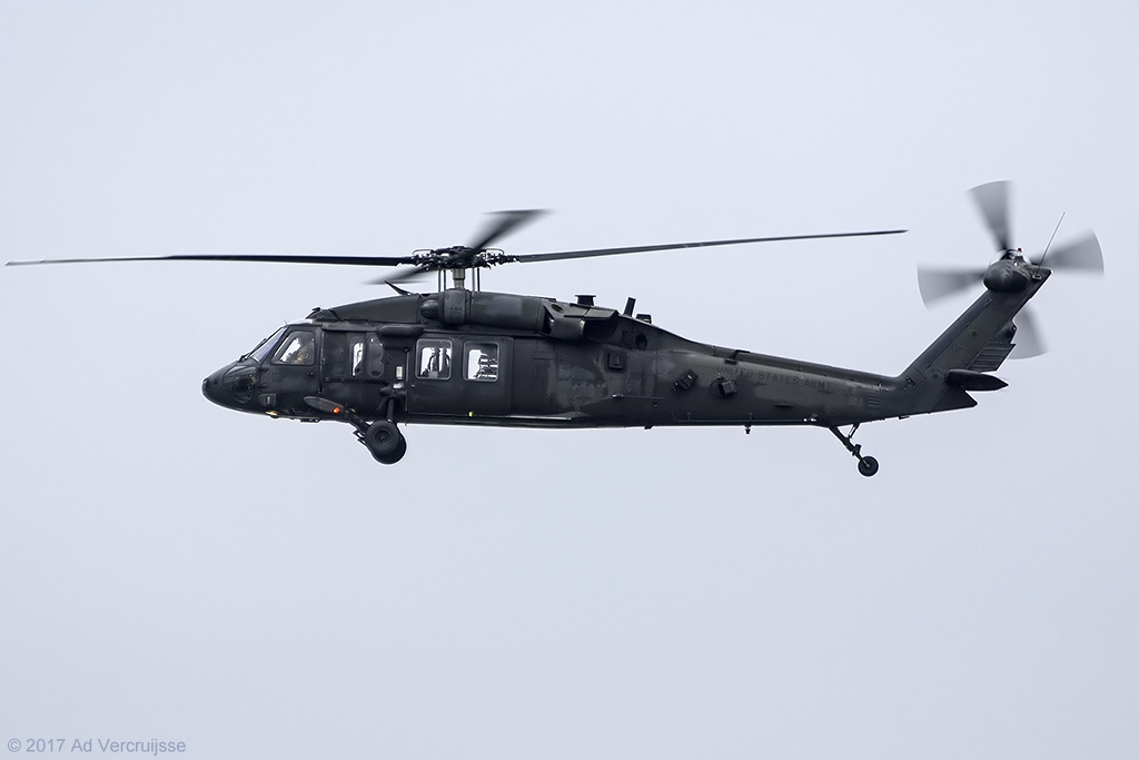 Sikorsky H-60 photos