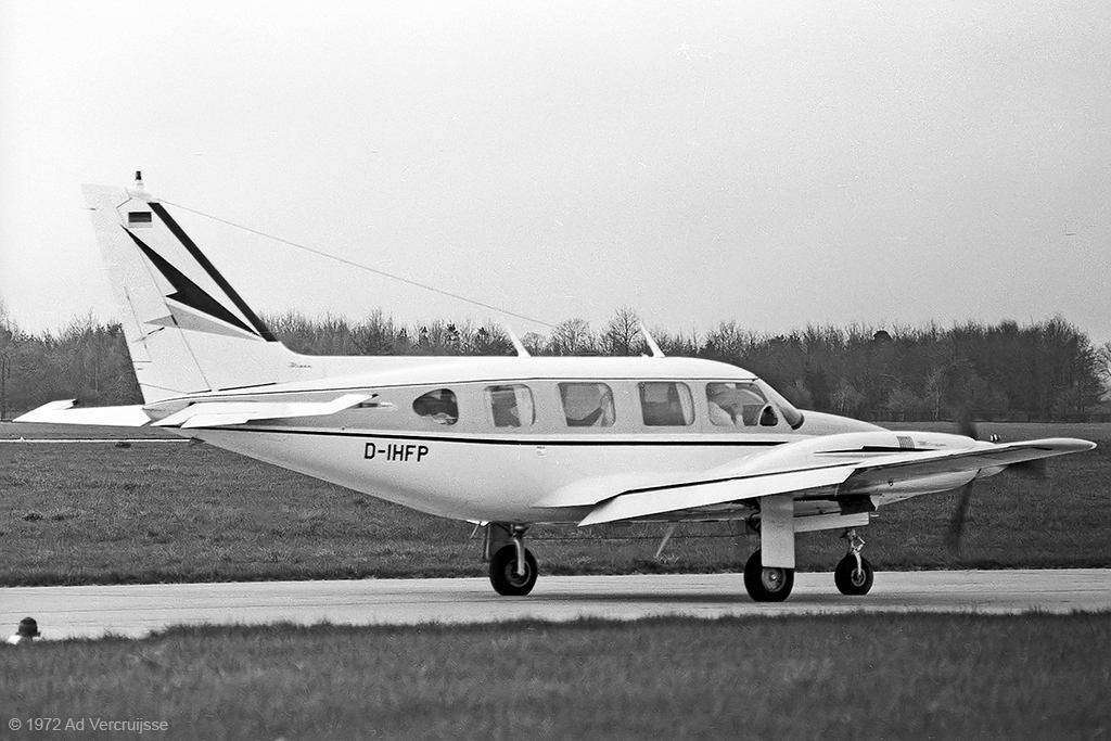 Piper PA-31 photos