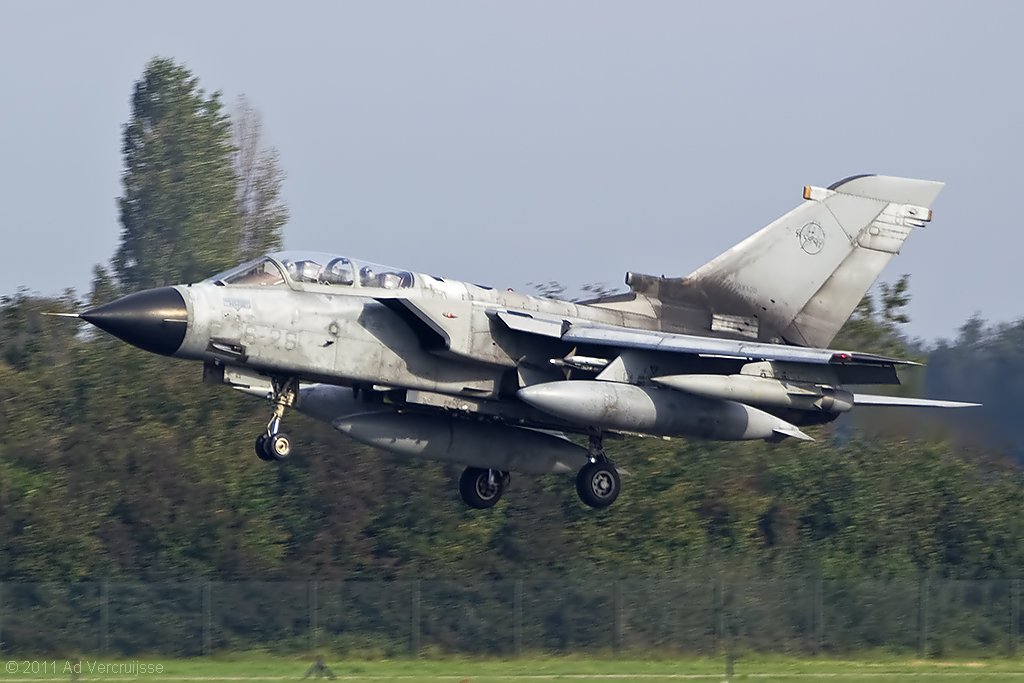 Panavia PA-200 Tornado photos