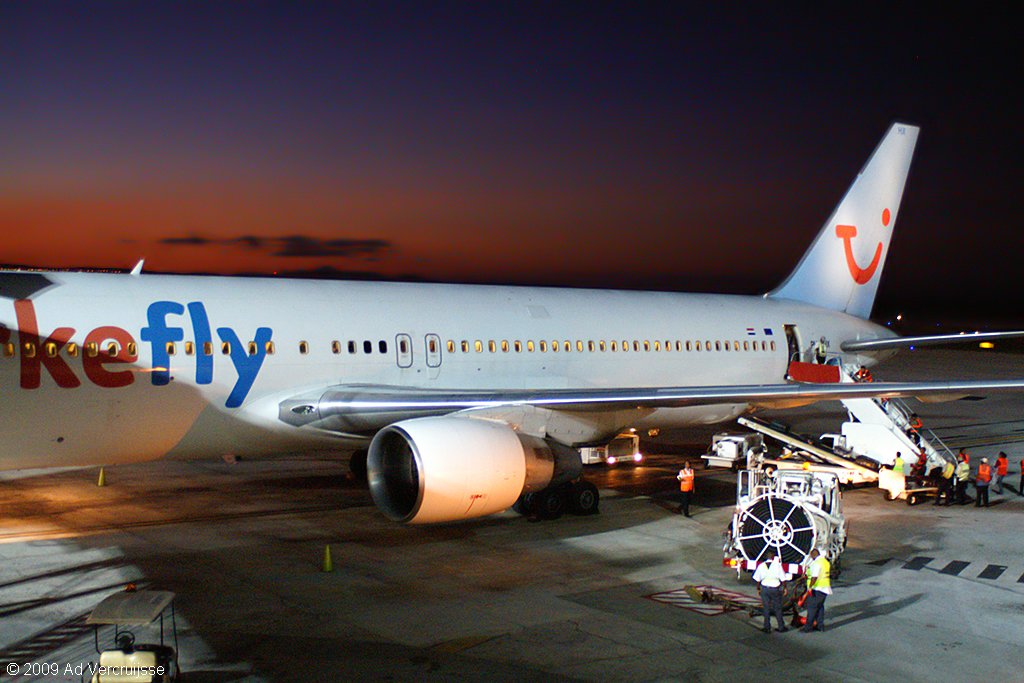 Boeing 767 photos
