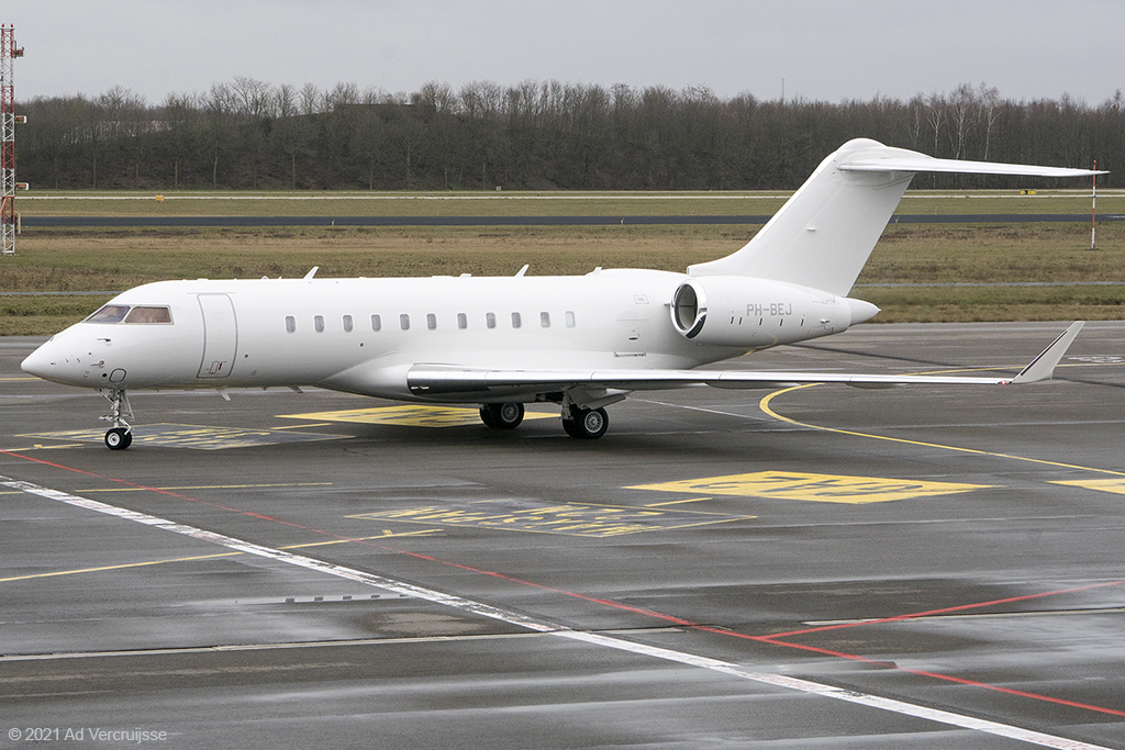 Bombardier BD-700 Global photos