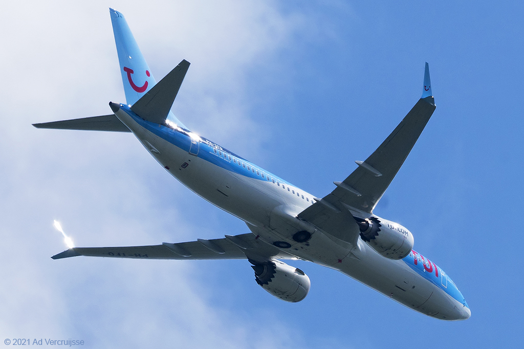 Boeing 737-8 MAX photos