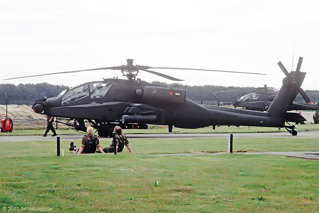 Hughes & Boeing H-64 Apache photos