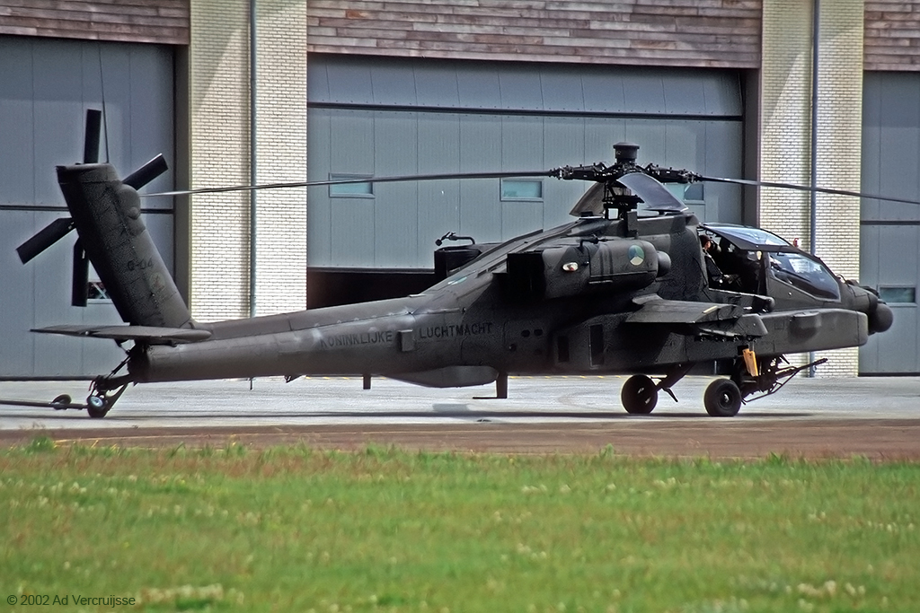 Hughes & Boeing H-64 Apache photos