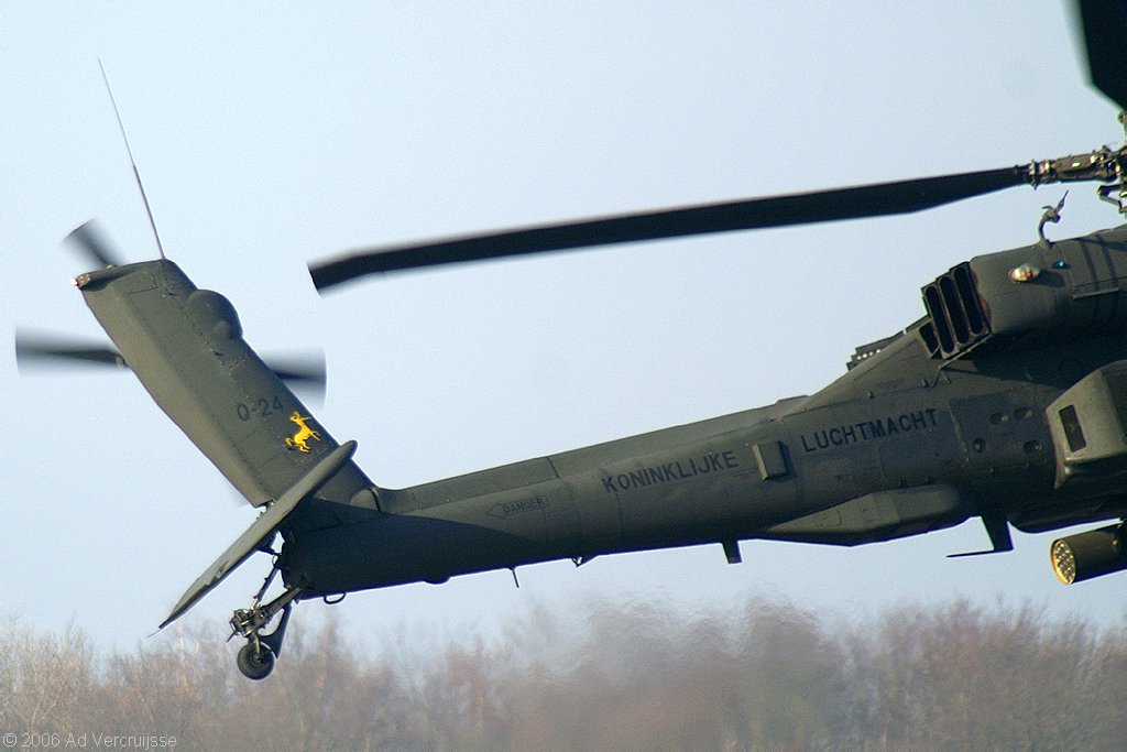 Hughes & Boeing H-64 Apache photos