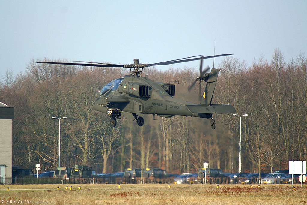 Hughes & Boeing H-64 Apache photos