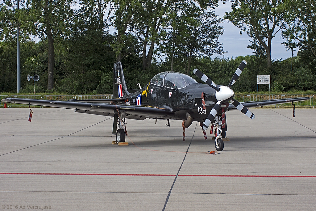 Embraer EMB-312 Tucano photos