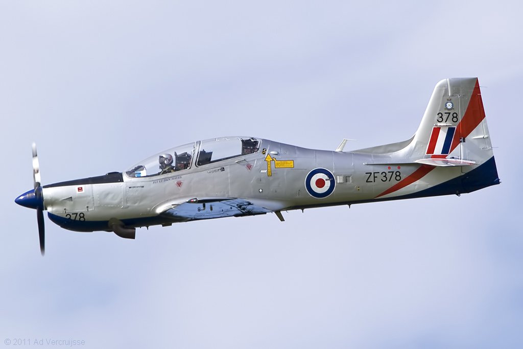 Embraer EMB-312 Tucano photos